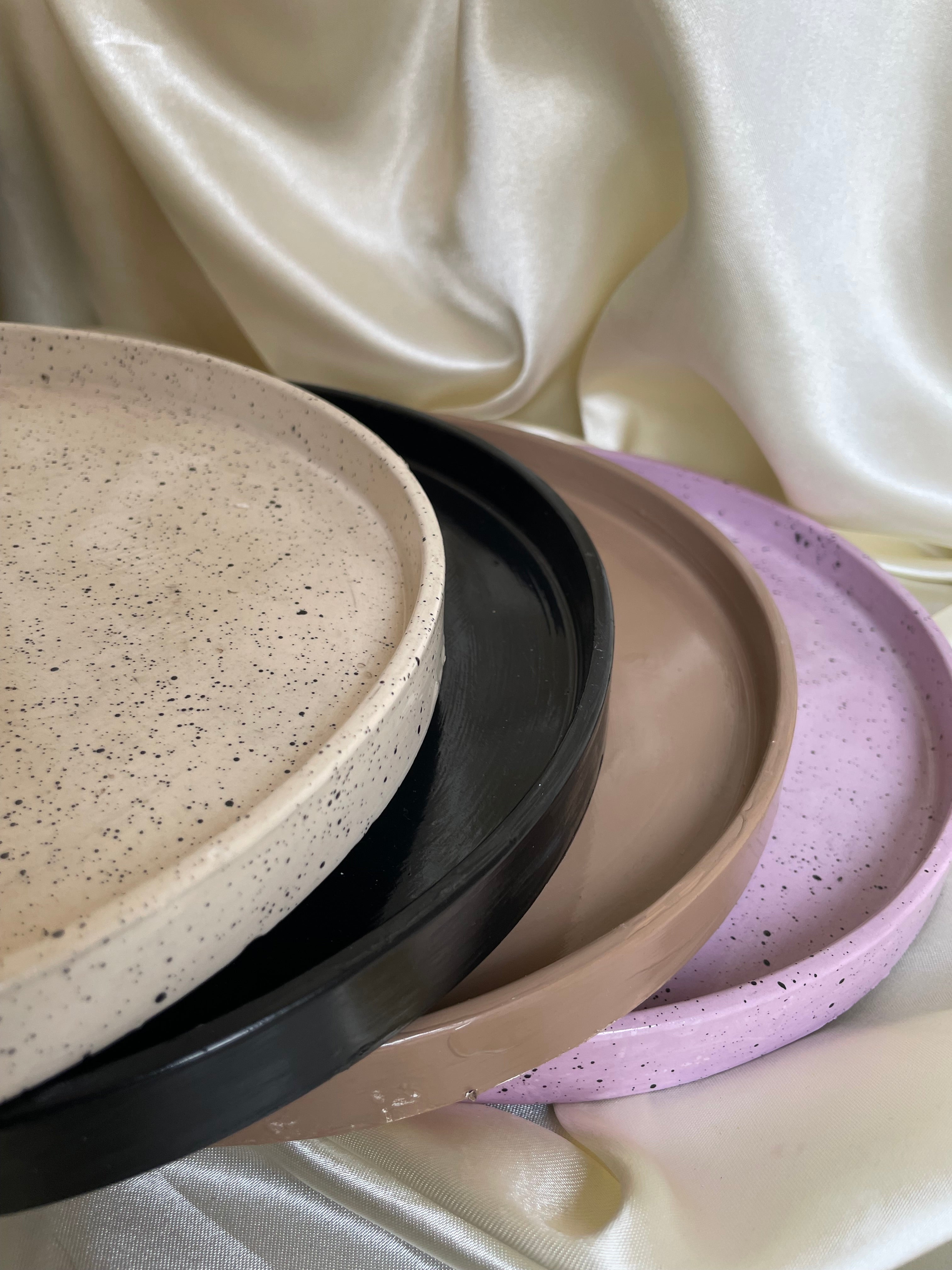 Circle Tray - 10 inches – Claymate